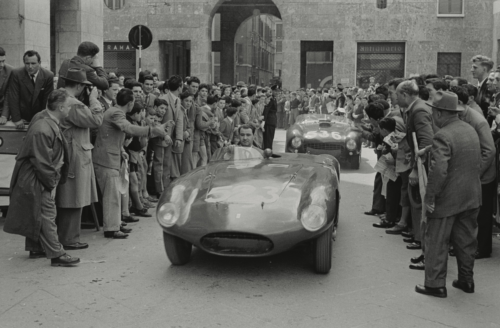 “1000 Miglia by Mailander”: La Mille Miglia raccontata dagli scatti di ...
