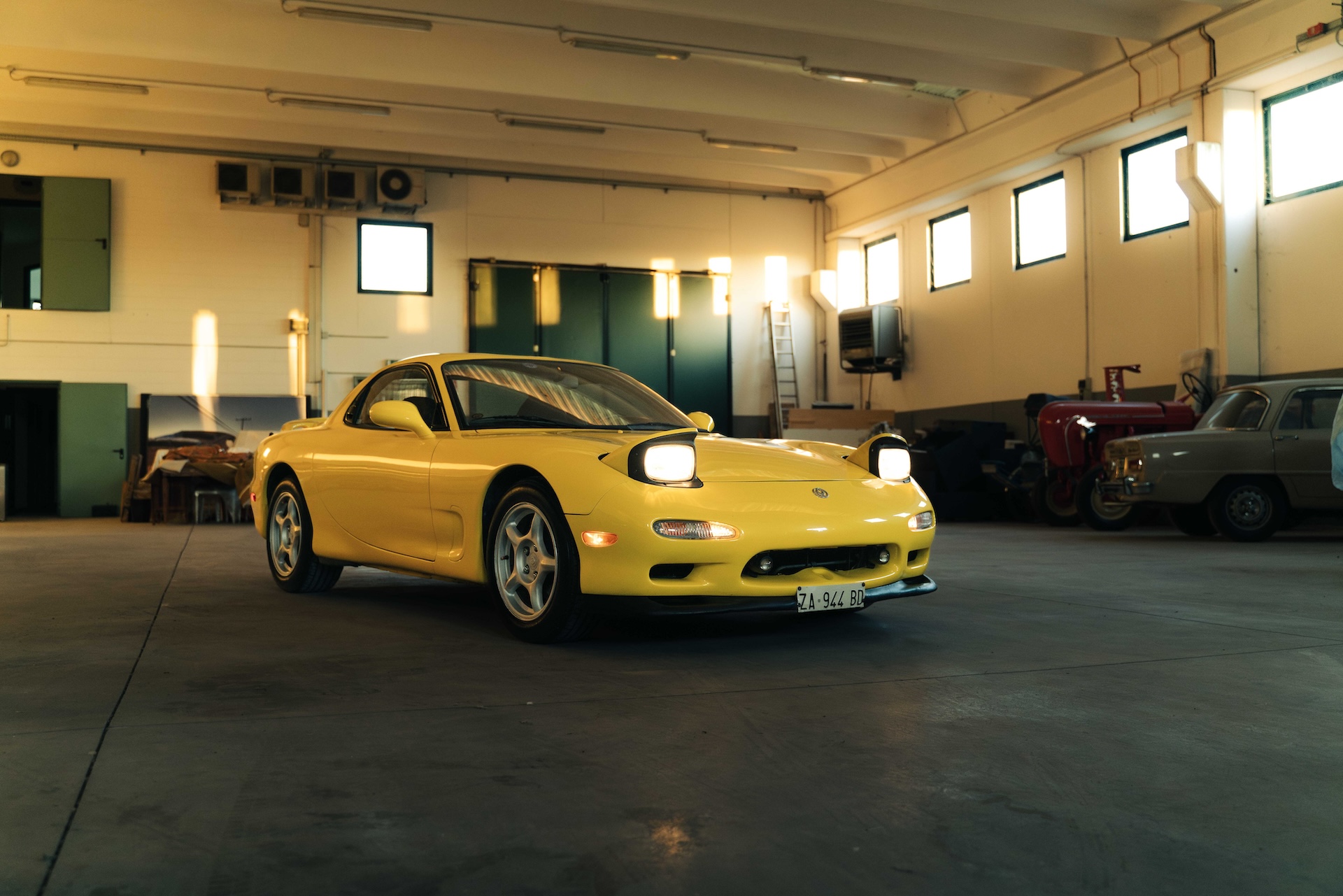 Mazda RX-7, 7 cose da sapere prima di comprarla - L'Automobile