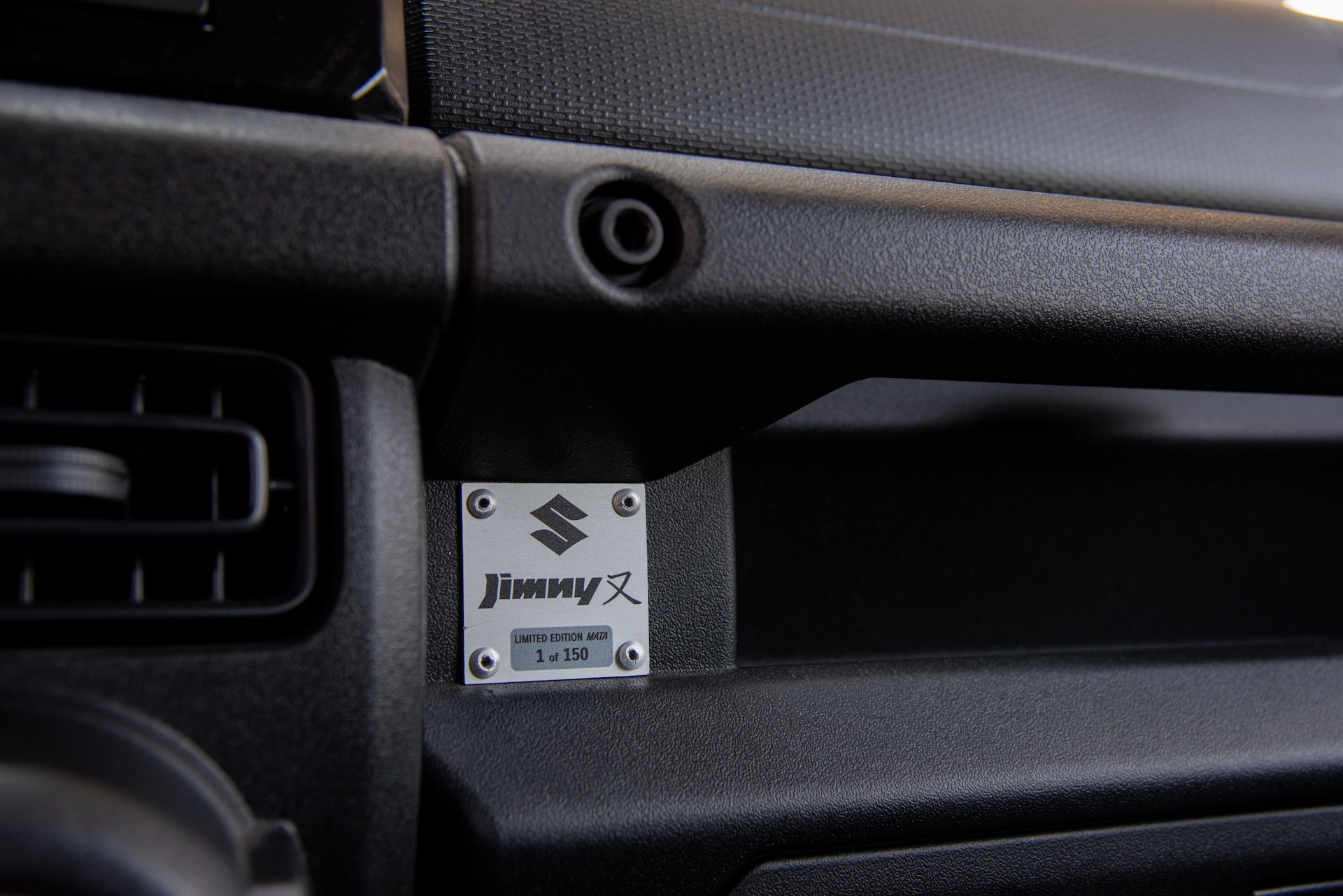 Suzuki Jimny Mata, dà l'arrivederci con una serie limitata - L'Automobile