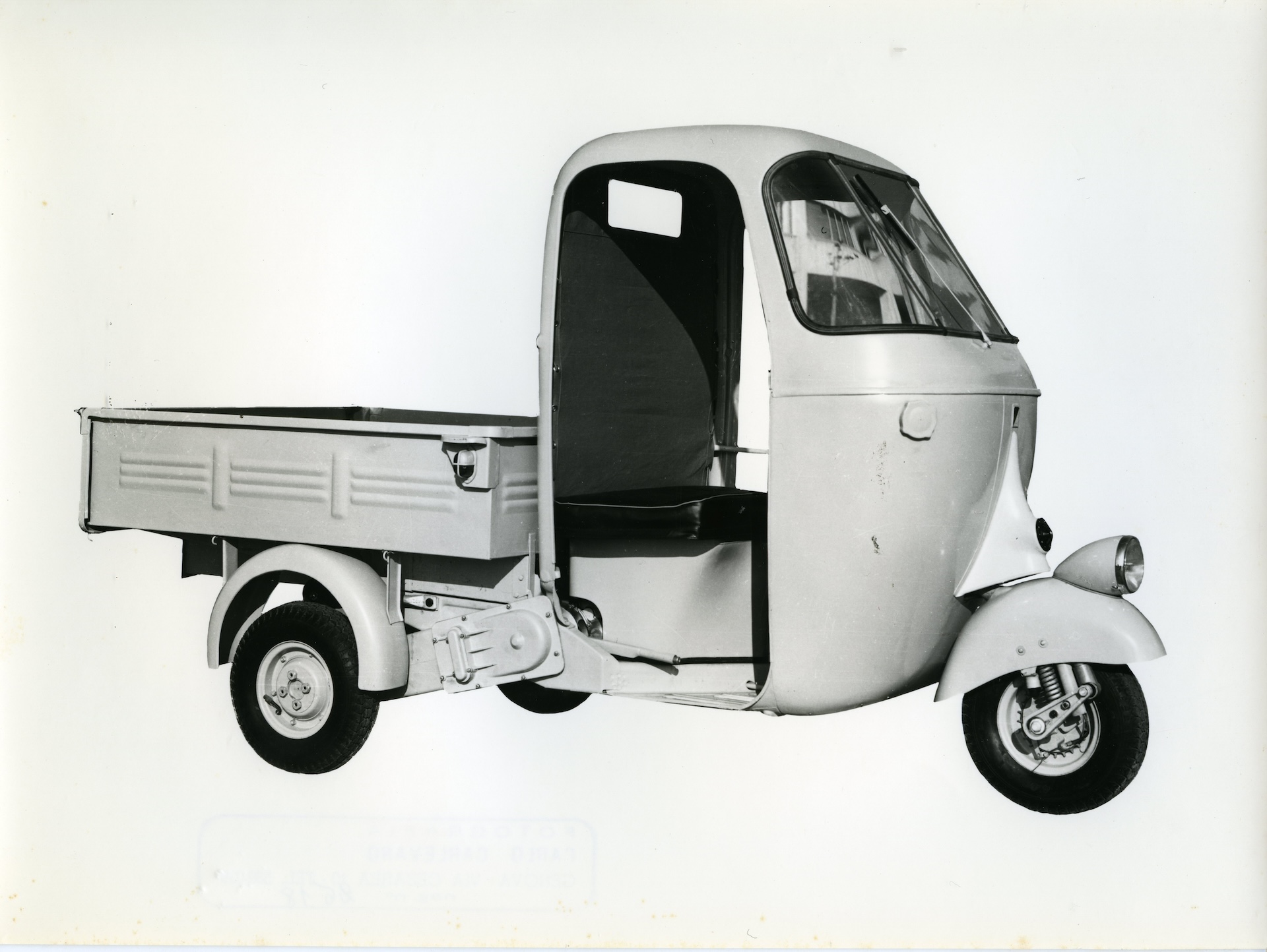 Piaggio Ape, 76 anni di storia italiana - L'Automobile