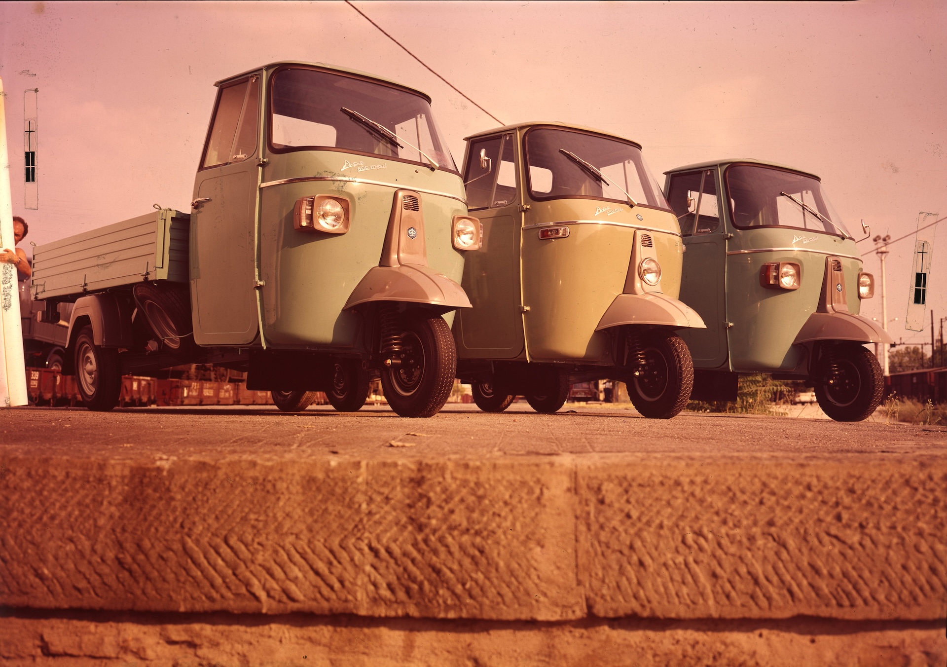 Piaggio Ape, 76 anni di storia italiana - L'Automobile
