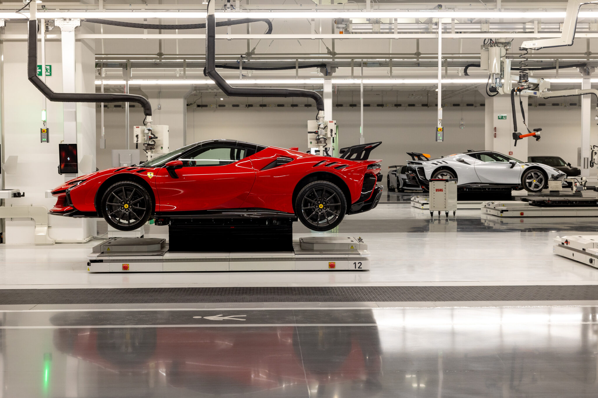 Ferrari: a Maranello l’officina del mito - L'Automobile