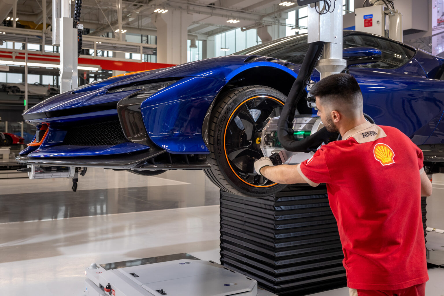 Ferrari: a Maranello l’officina del mito - L'Automobile