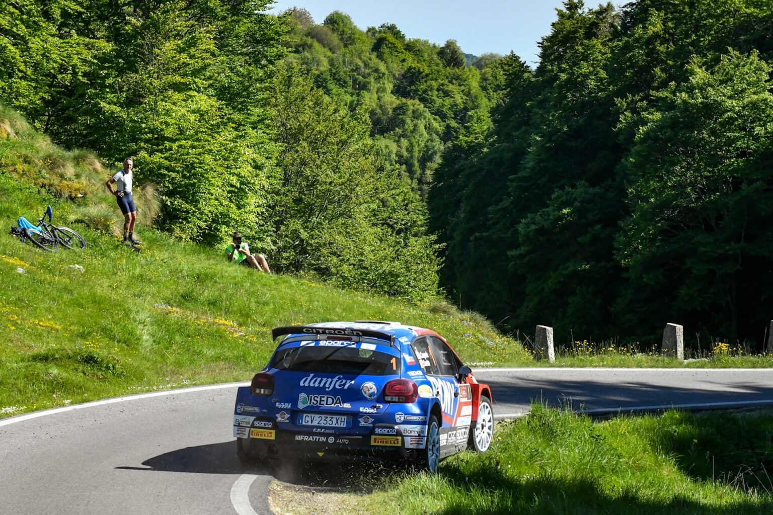 Rally di Roma Capitale: spettacolo all’ombra del Colosseo - L'Automobile