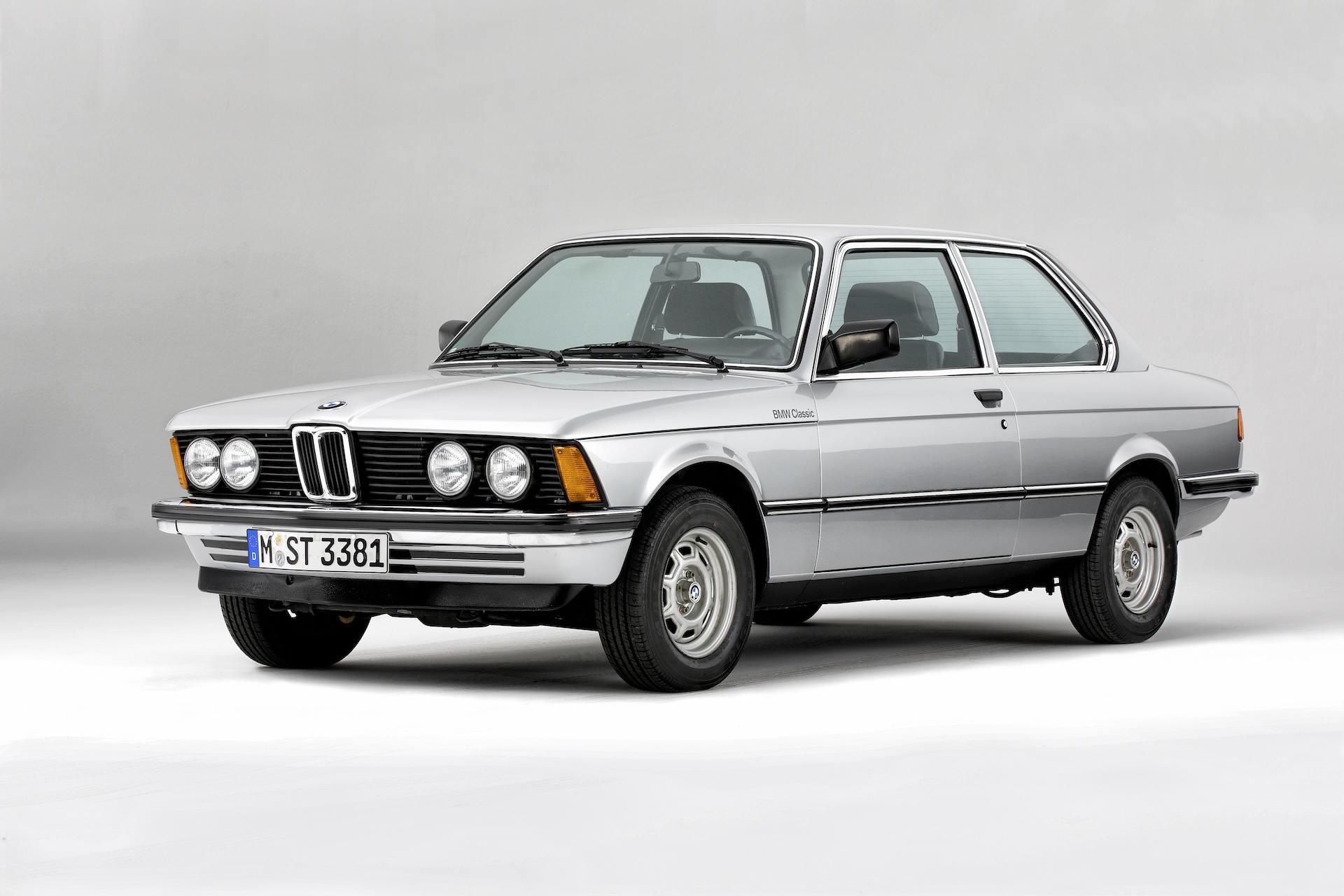 Dal 1975 a oggi: la storia infinita della Bmw Serie 3 - L'Automobile