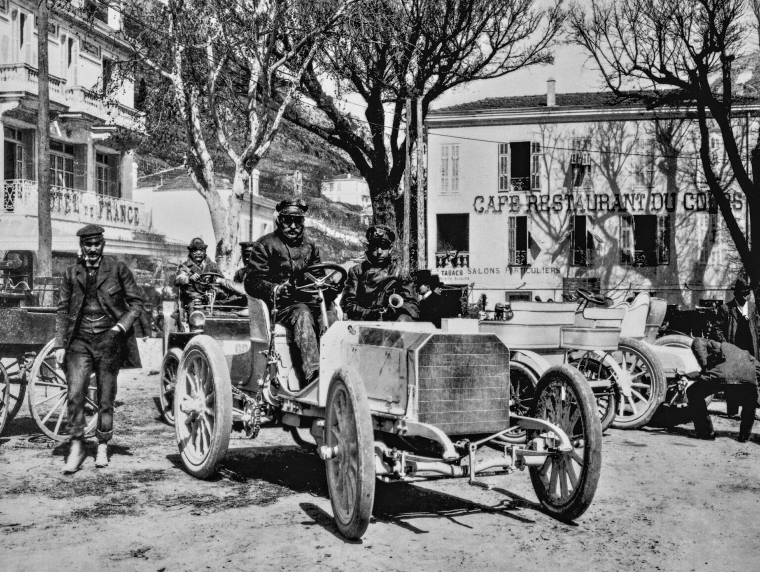 Il 29 gennaio 1886 nasceva l’automobile: la storia di Carl e Bertha ...