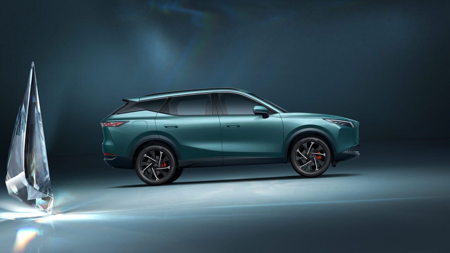 Omoda 7 SHS-P debutta in Italia: prezzi a partire da 38.900 euro - L ...